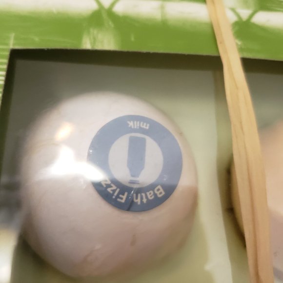 RITE AID | Bath | New Pure Spring Bath Fizz Balls Fizzers Milk Honey ...